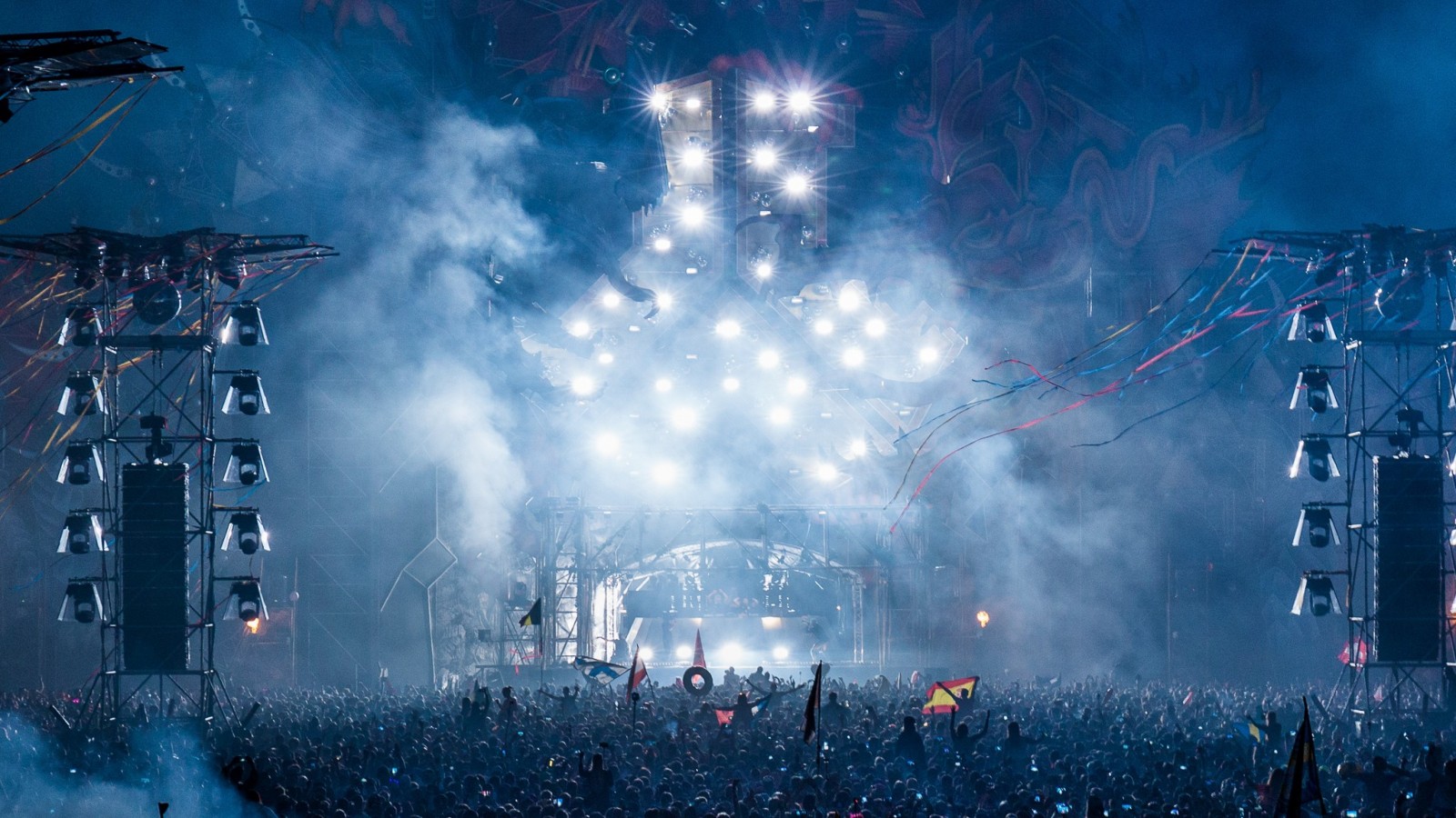 Defqon.1 stages door de jaren heen: 2003 - 2018 | Blogs | Hardstyle Report